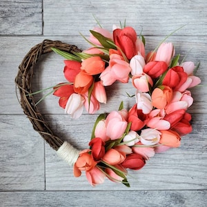 Tulip Heart Wreath, Tulip Wreath, Heart Wreath, Spring Wreath ...