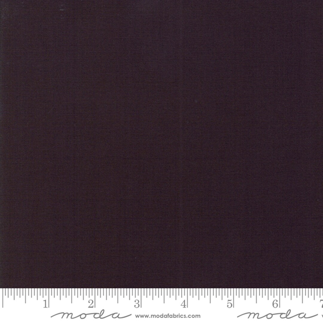 Bella Solids Charcoal Fabric von Moda Fabrics, 100 Prozent Baumwolle, Artikelnummer 9900 284 ...