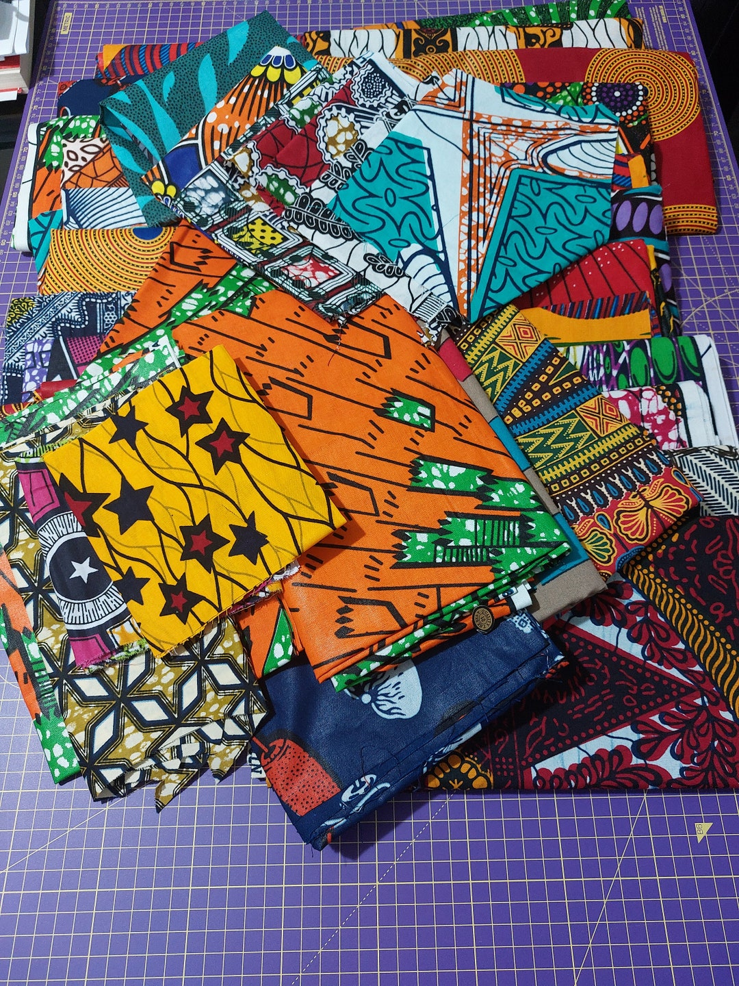 Ankara Fabric Scraps: African Wax Print Bundle, Craft Squares (24-pack ...