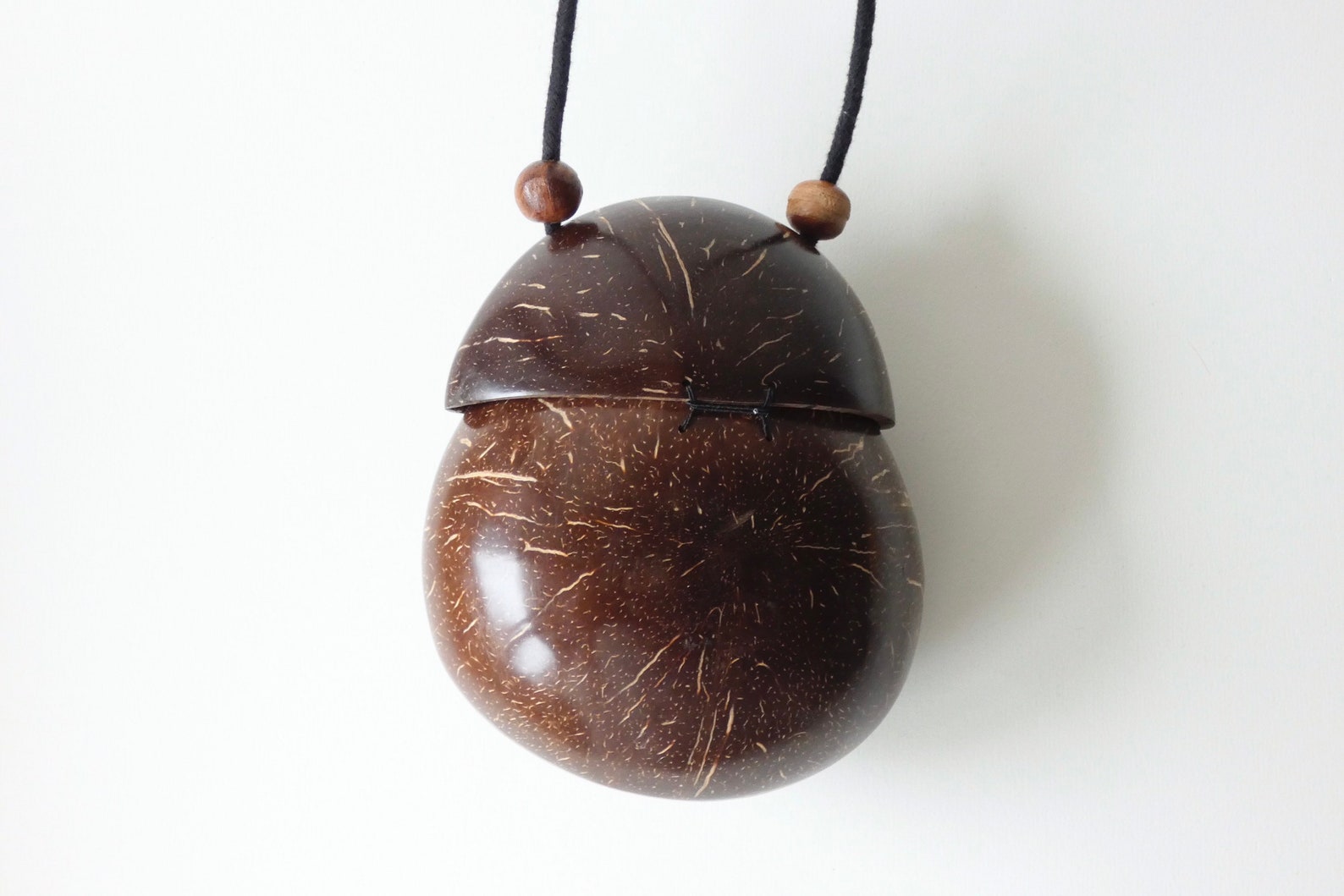 Vintage Coconut Bag, Coconut Coin Purse, Coconut Shell Handbag, Coconut ...