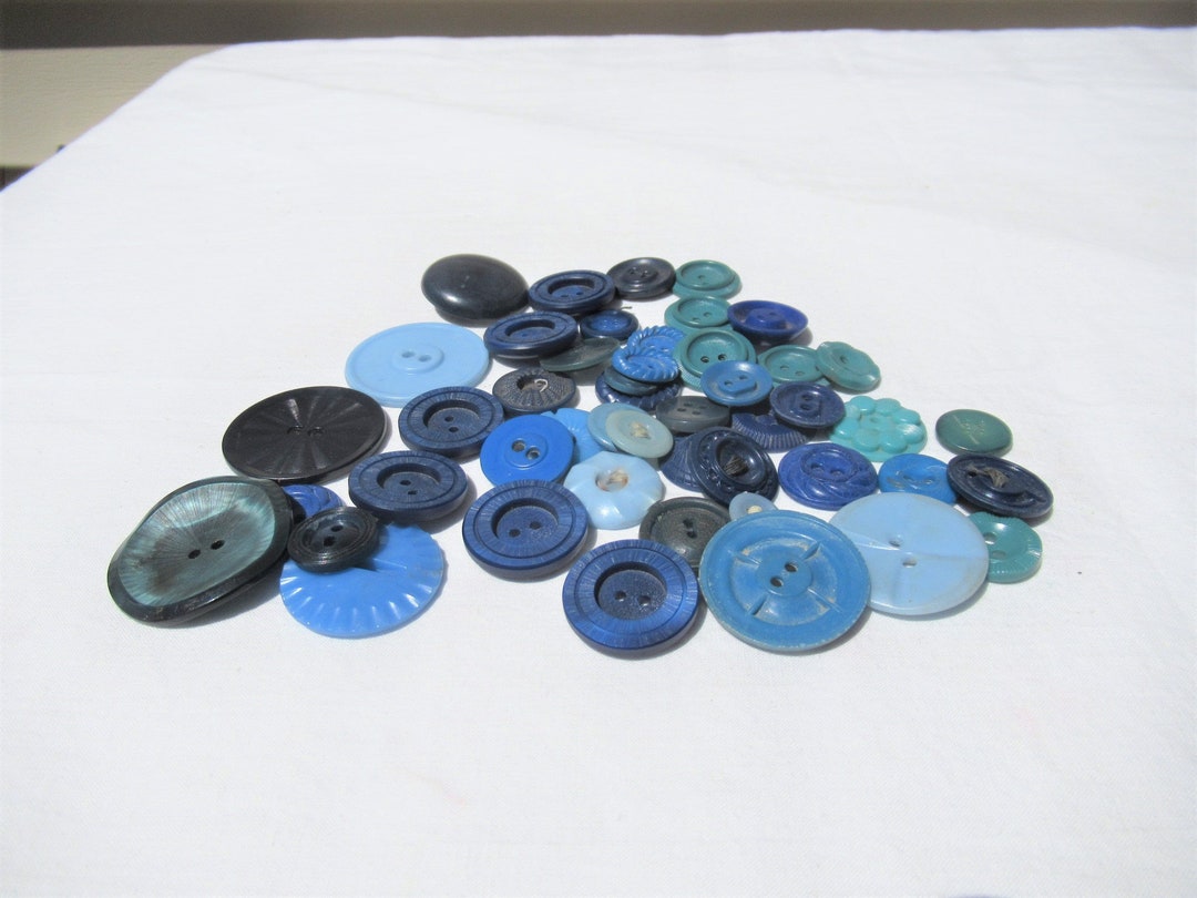 Blue Vintage Buttons 49 Buttons in Shades of Blue 2 Hole - Etsy