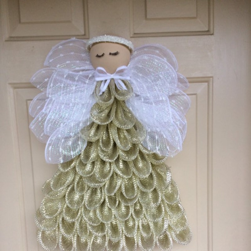 Angel Wreath - Etsy