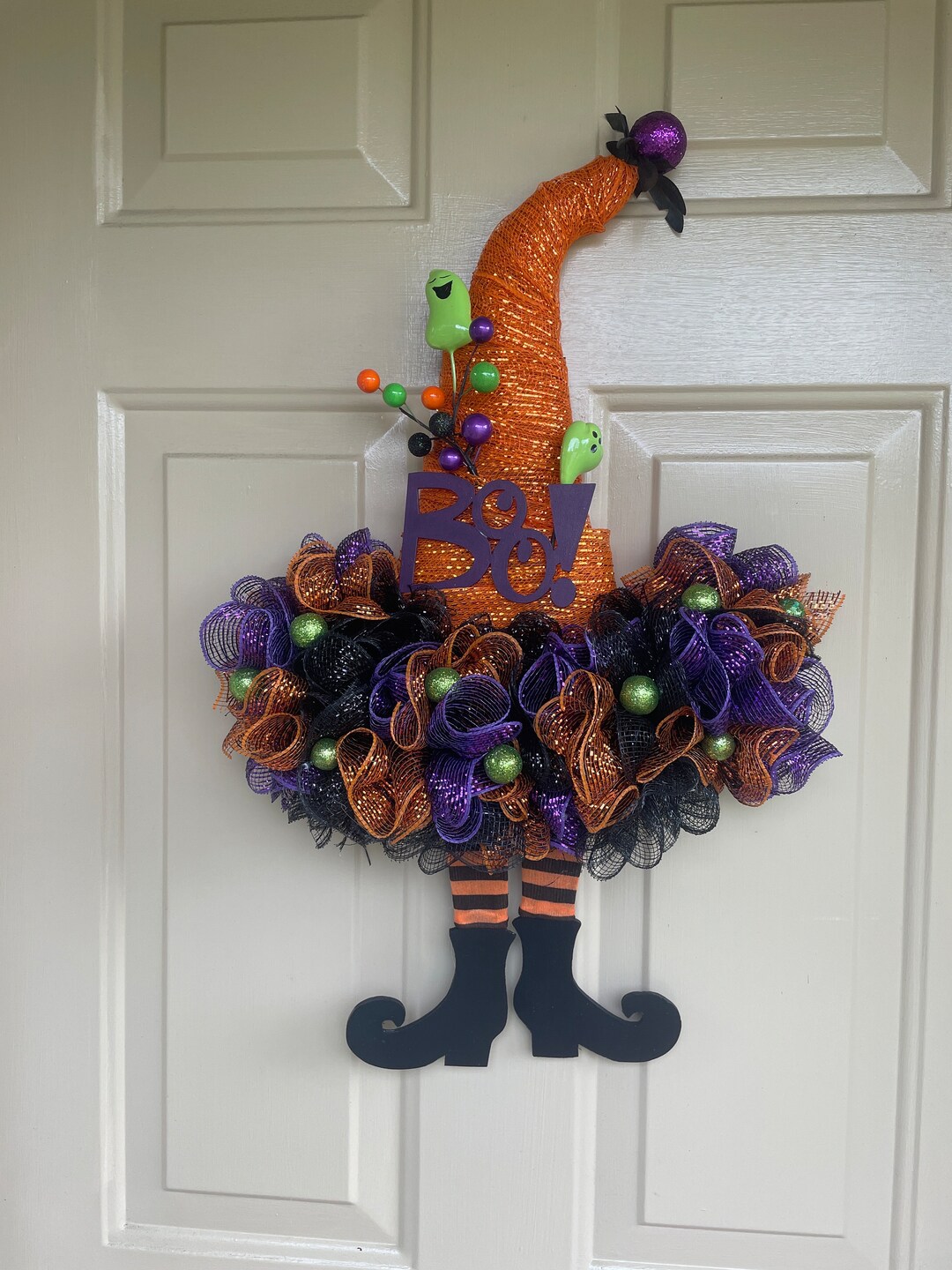 Whimsical Witch Hat Door Decor! Witch Hat Wreath, Halloween Wreath ...