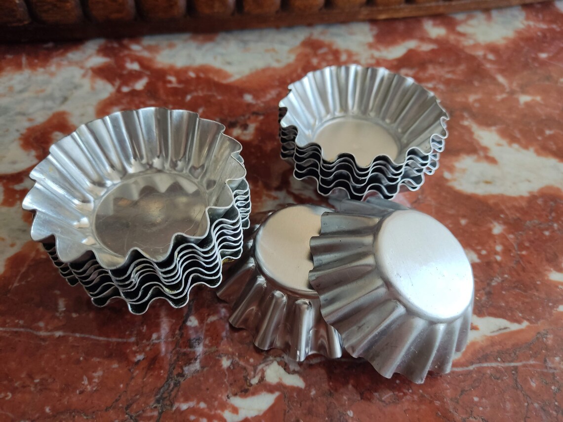 Vintage Set 16 Pcs. Aluminium Sandbakkel Cookie Biscuit Cake Molds ...