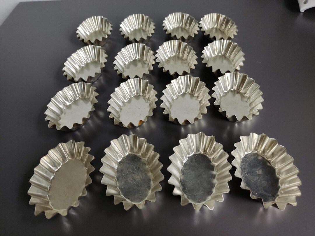 Vintage Set 16 Pcs. Sandbakkel Cookie Biscuit Cake Molds, Fluted Tart ...