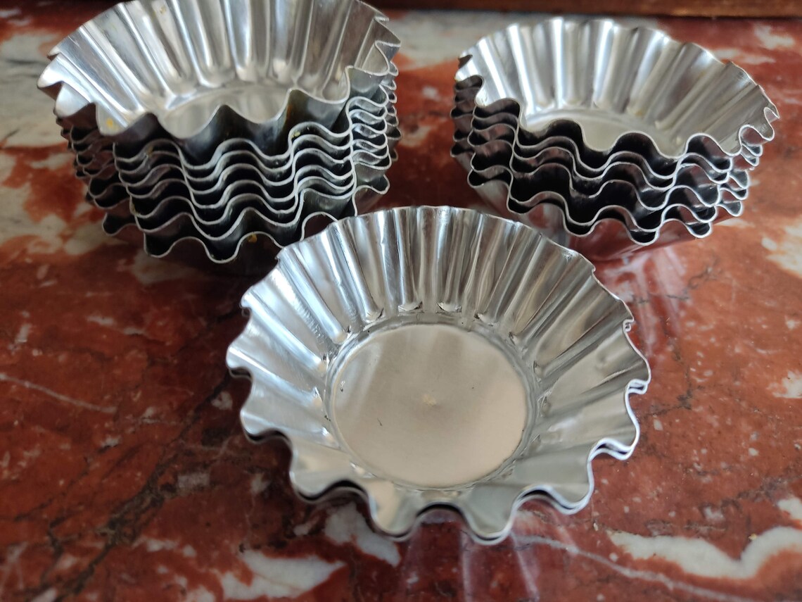 Vintage Set 16 Pcs. Aluminium Sandbakkel Cookie Biscuit Cake Molds ...
