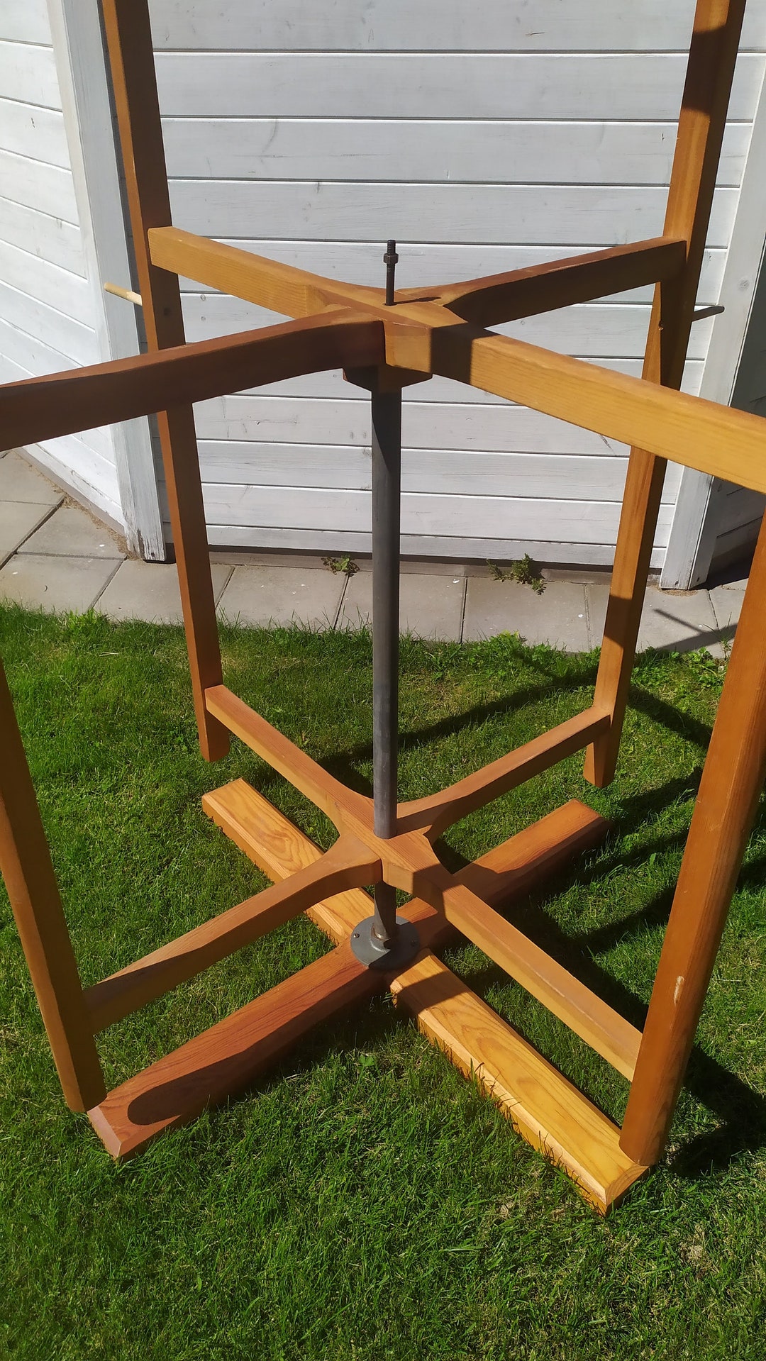 Vintage Large Sweden Floor Warping Mill Vertical Floor Model for ...