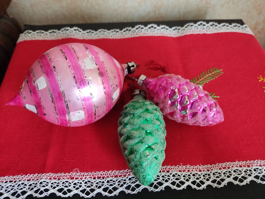 Set 3 Vintage German Christmas Ornaments Cones & Icicle Glass Tree ...