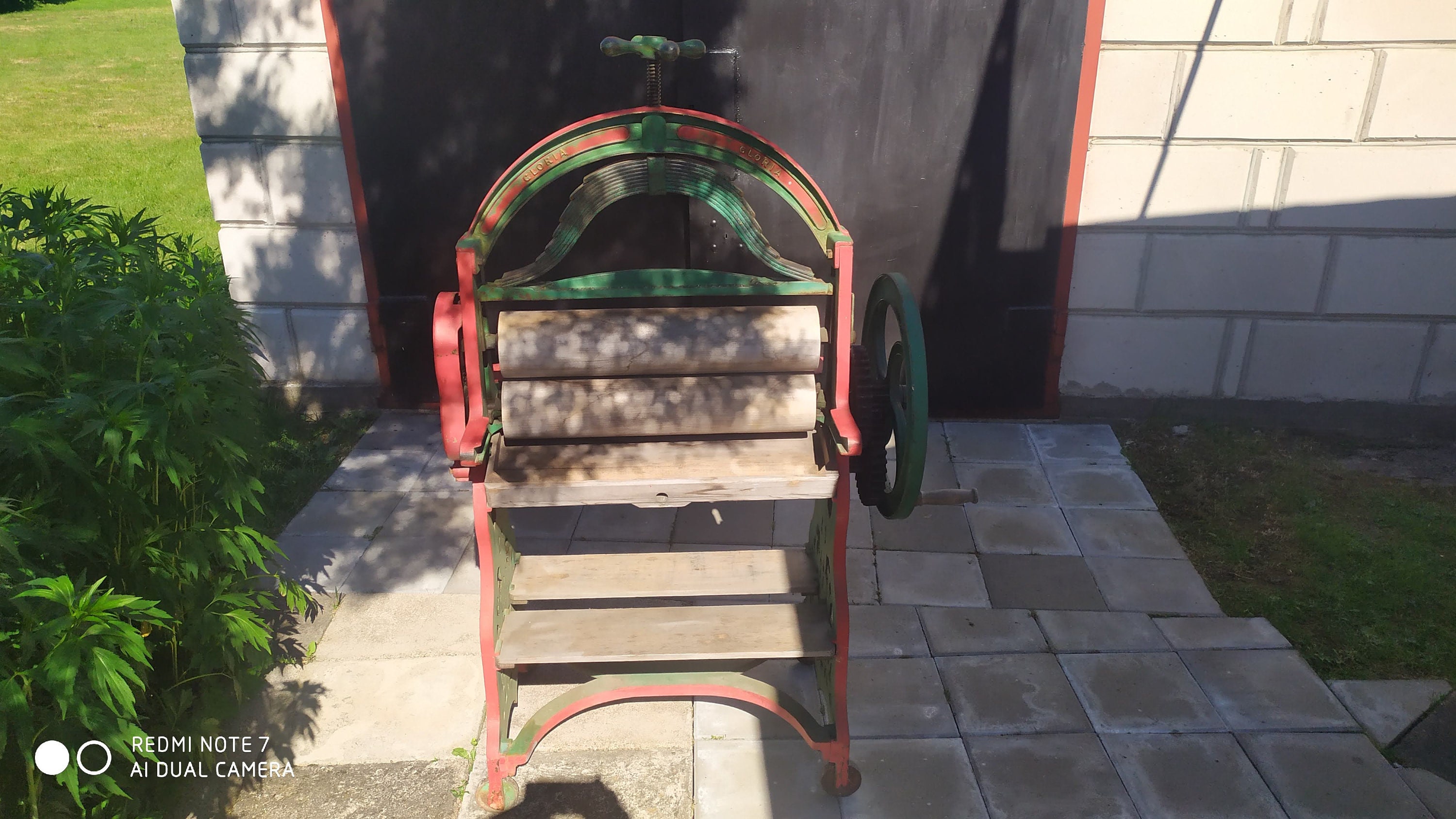 Mangle Iron for sale | Only 3 left at -75%