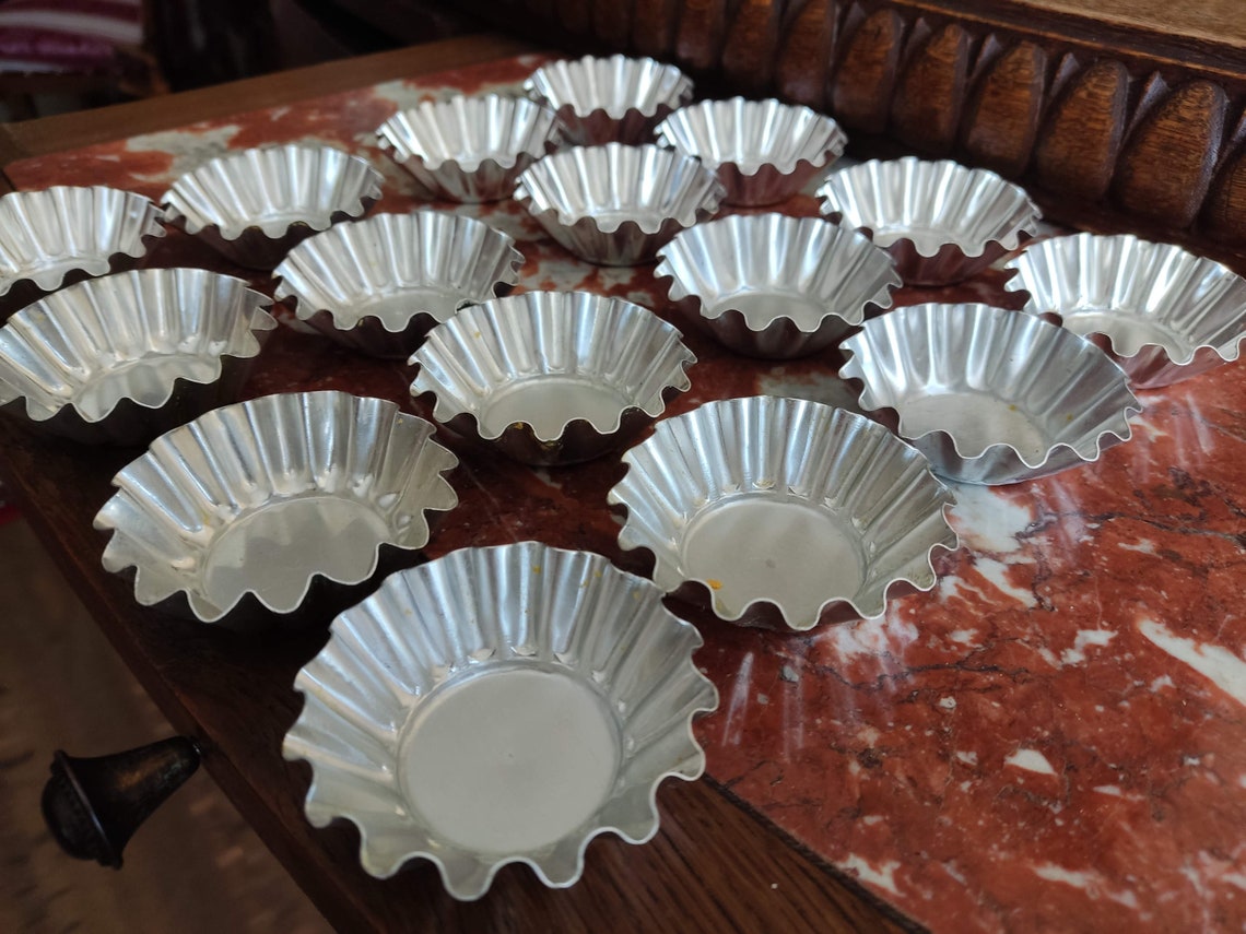 Vintage Set 16 Pcs. Aluminium Sandbakkel Cookie Biscuit Cake Molds ...