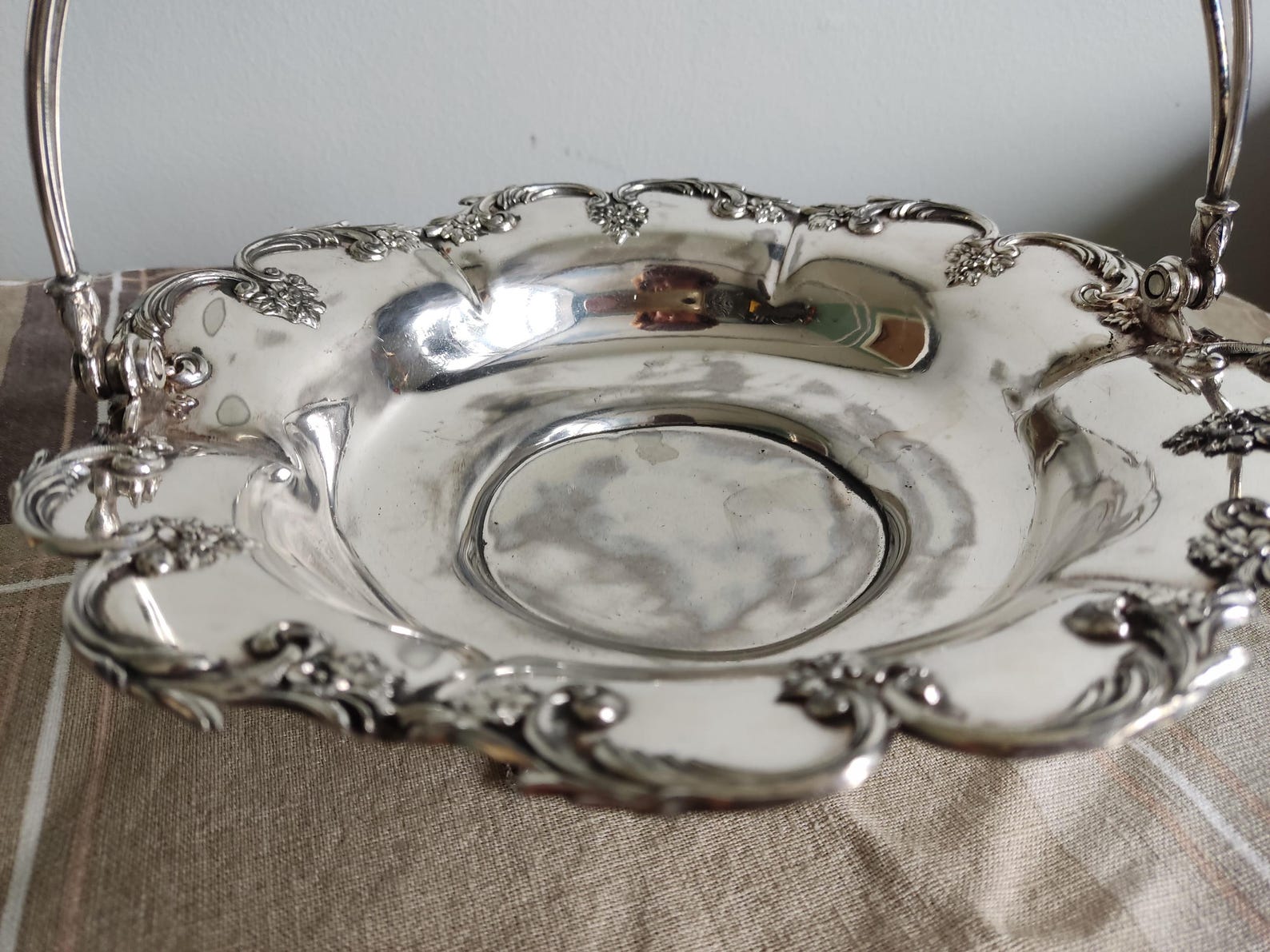 Antique Victor Silver Co. Quadruple Plate 1016 Handled Basket Silver ...