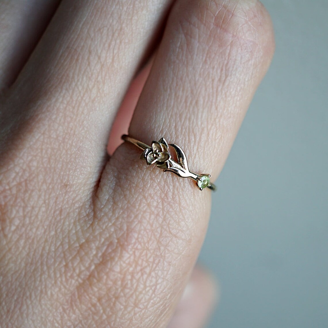 14K Solid Gold Gladiolus Ring • August Birth Flower - Etsy