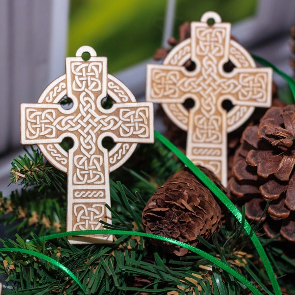 Celtic Ornament - Etsy