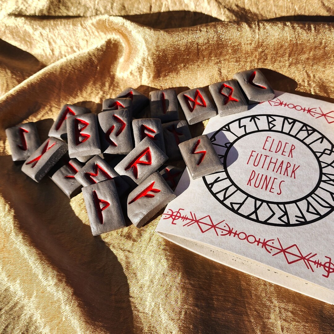 Elder Futhark Rune Divination Set With Bag and Booklet - Etsy