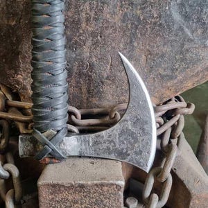 Hand-forged Fantasy Conan Axe "tauranic Axe" Made of Carbon Steel, With ...