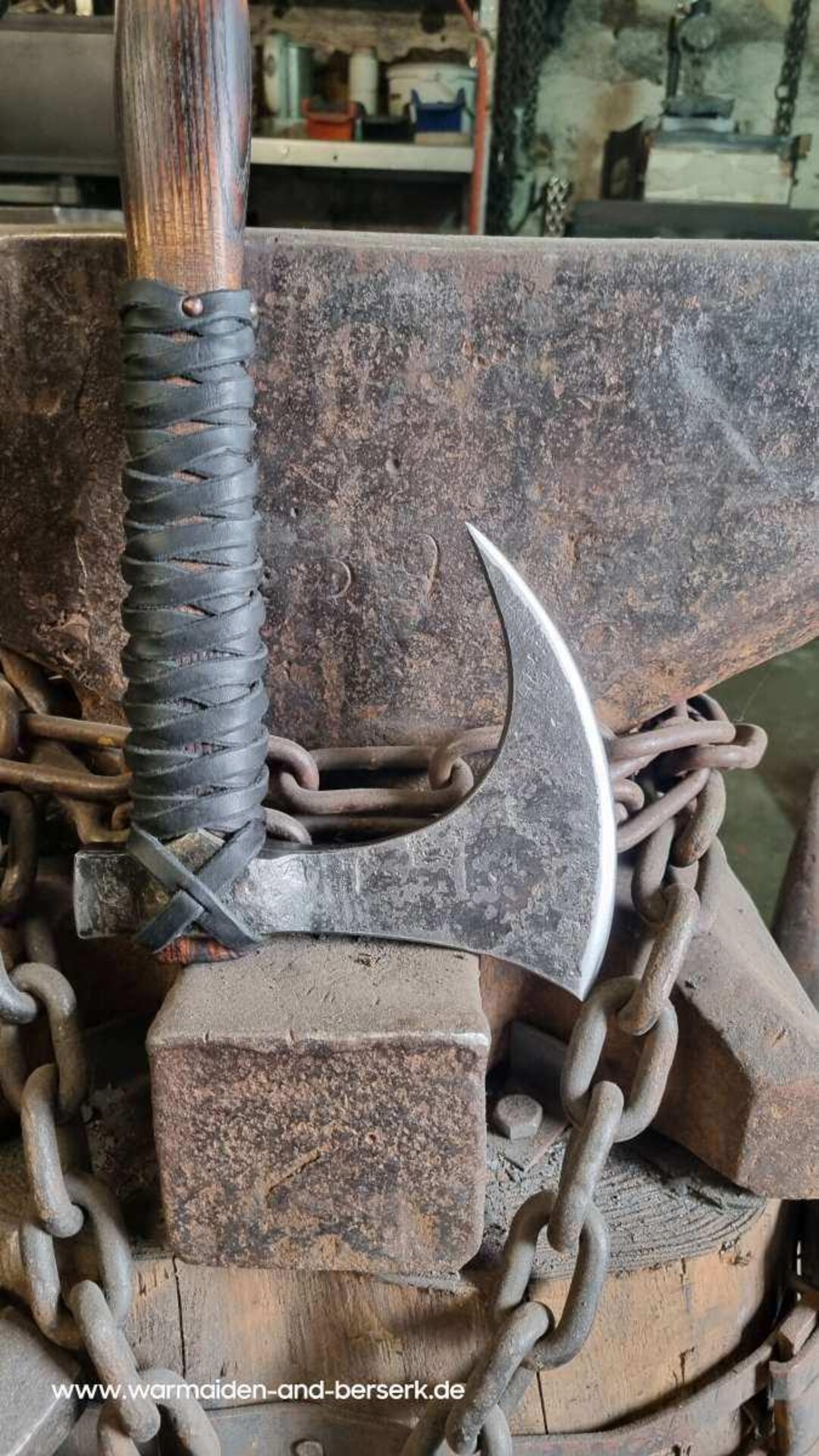 Hand-forged Fantasy Conan Axe "tauranic Axe" Made of Carbon Steel, With ...