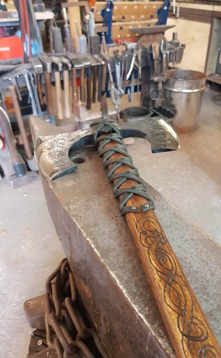 Double-bladed Axe “atlantean Rage” - Etsy