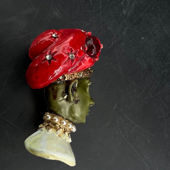 Har Fantasy Sultan Brooch - Gem