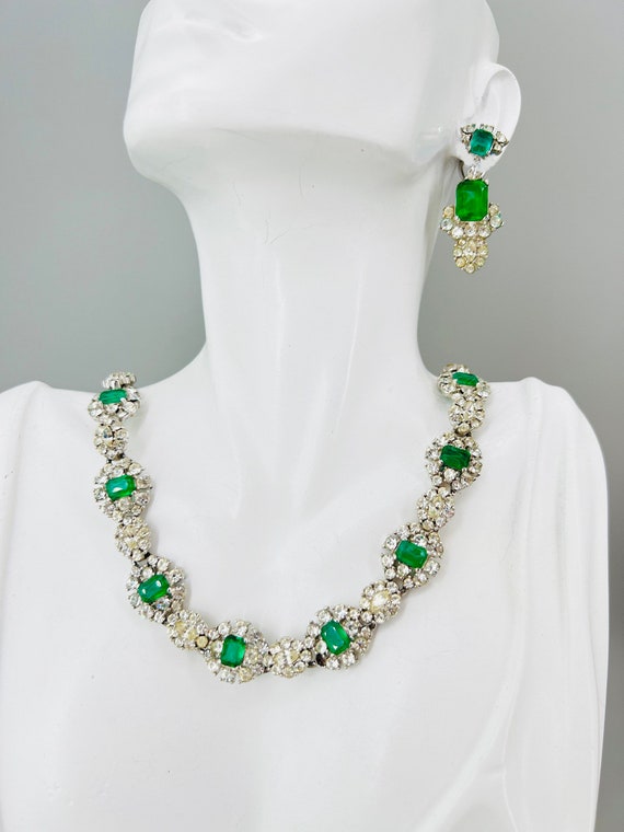 Ciner Emerald Earrings Gem