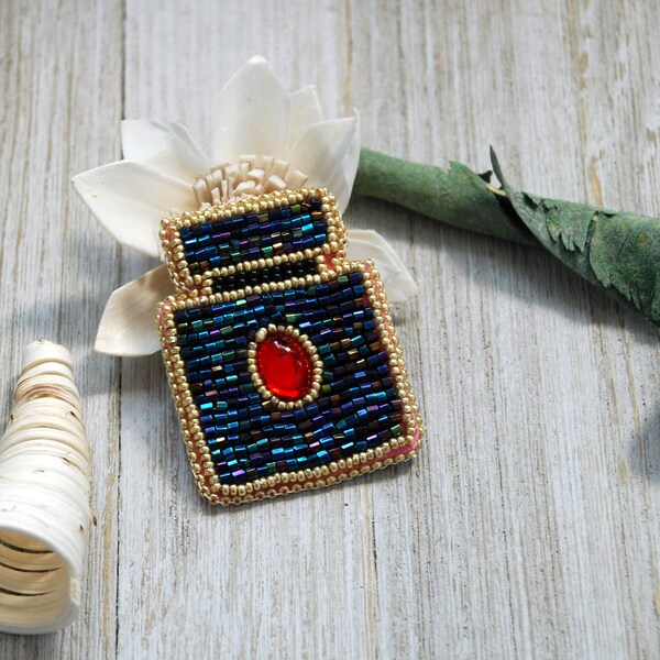 Leather Brooch - Etsy Canada