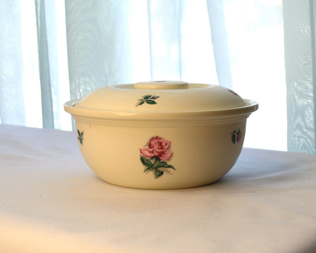 Rhythm Rose Casserole Dish With Pink Roses and Rosebuds, Kitchen Kraft ...