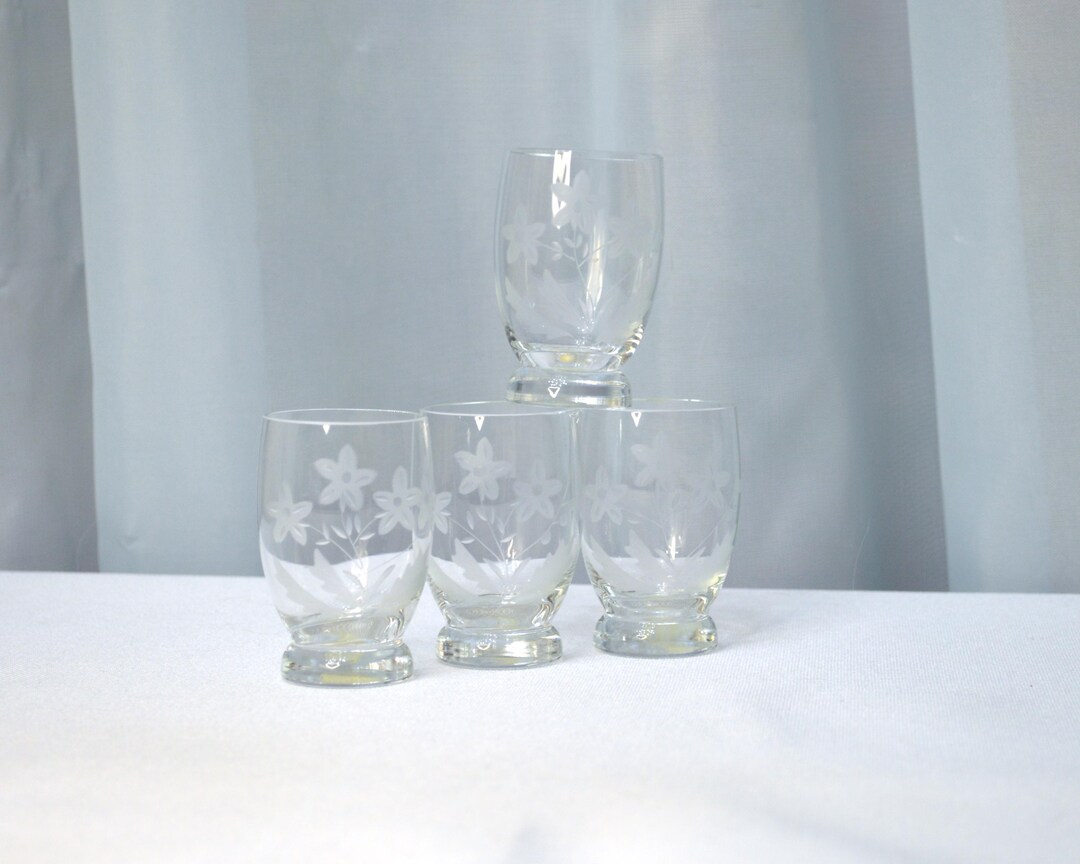 Set of 4 Etched Glass Shot Glasses With Three Flowers, Oak Leaves, and ...