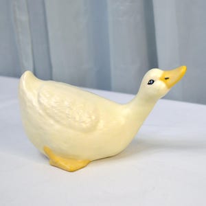 Cute Ceramic Goose Figurine, White Goose With Yellow Bill, Matte Glaze ...