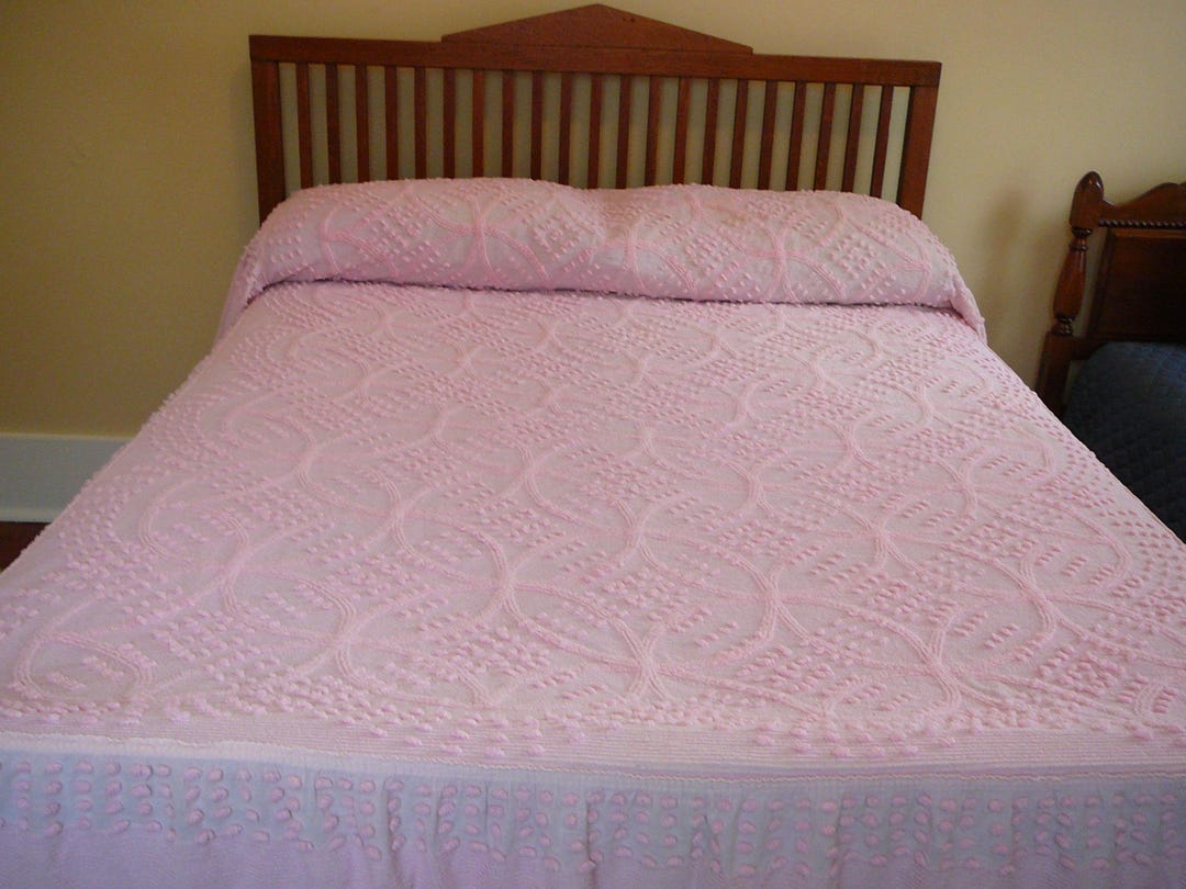 Vintage Pink Dot Chenille Fitted Bedspread for Cutting or Refurbishing ...