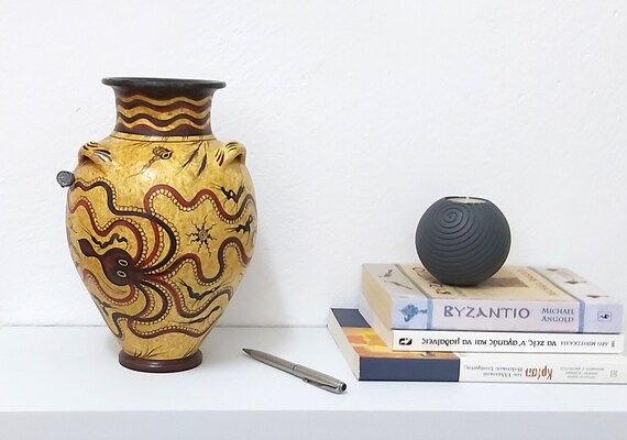 Marine Style Octopus Jar