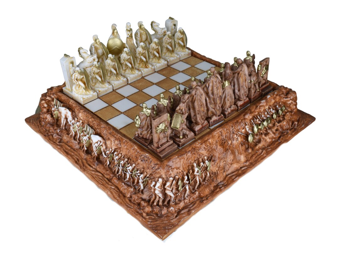 Spartan Chess Set: Battle of Thermopylae Leonidas Greek Soldiers Board ...