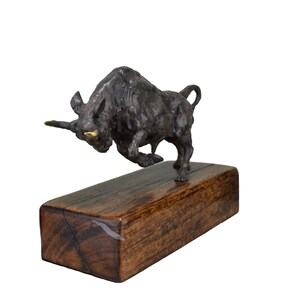 Wild Bull Taurus Real Bronze Statue Sculpture Metal Art Decor Symbol of ...