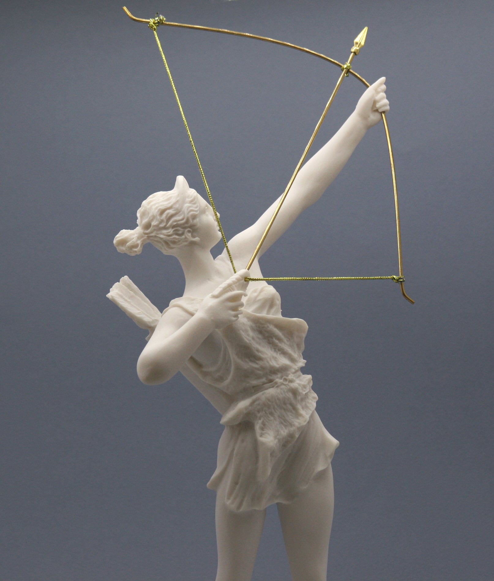 Artemis Diana met Boog Griekse Romeinse Godin Standbeeld | Etsy Nederland