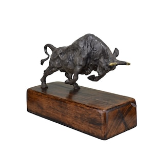 Wild Bull Taurus Real Bronze Statue Sculpture Metal Art Decor Symbol of ...