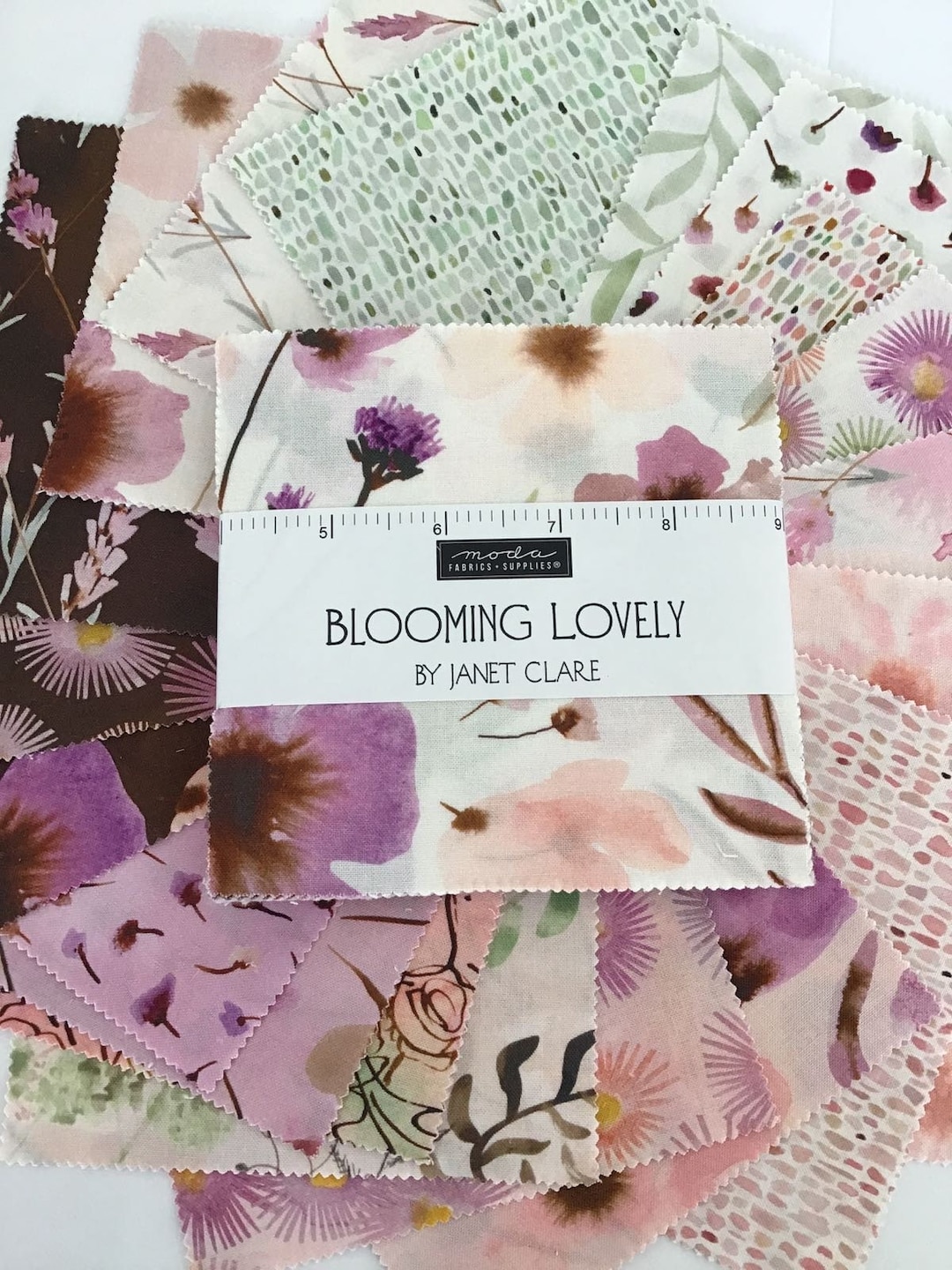 Blooming Lovely Charm Pack by Janet Clare for Moda Fabrics, 42 5 Precut ...
