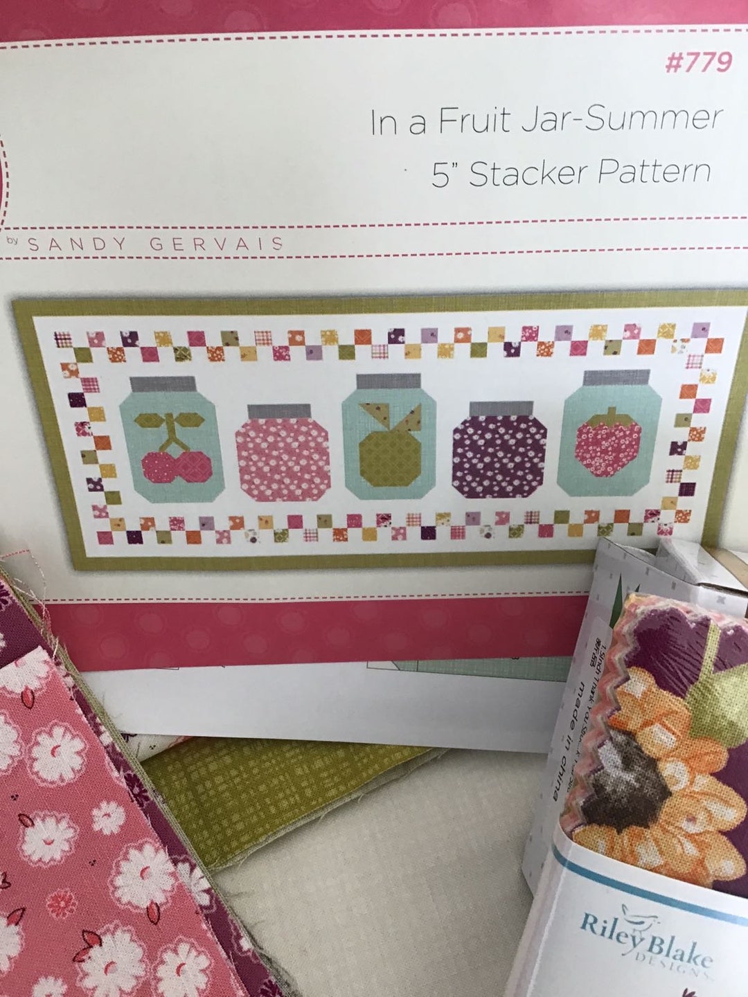 Adel in Summer in a Fruit Jar Summer Table Runner Kit by Sandy Gervais ...