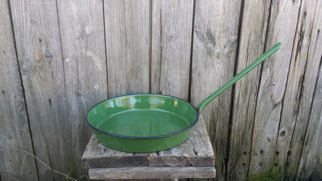 Vintage Pan From 1956 S, Fry Skillet Pan, Enamelware Baking Pan, Baking ...