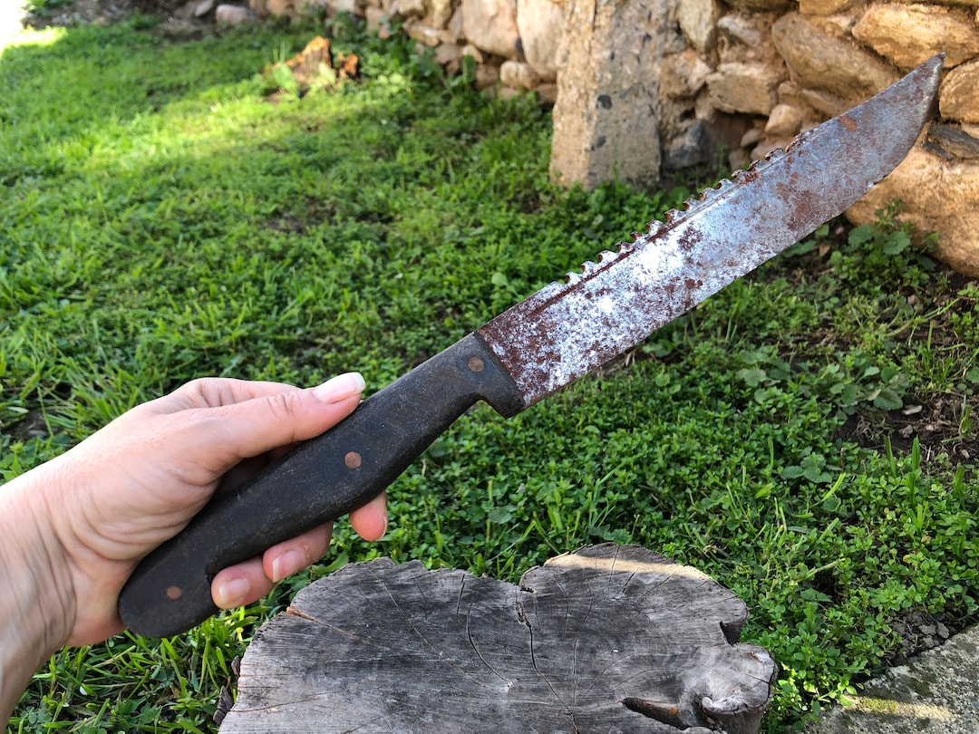 Vintage Knife, Old Rusty Knife, Serrated Knife, Meat Knife, Butcher's ...