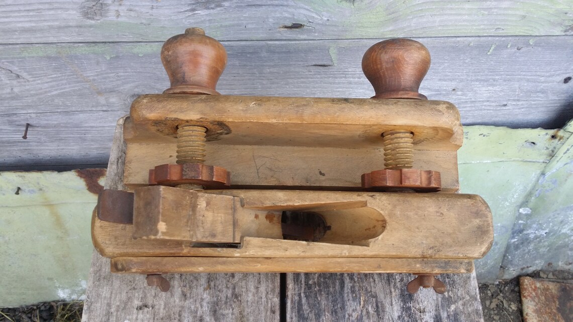 Vintage hand plane Old carpenter tool Wooden block planer | Etsy