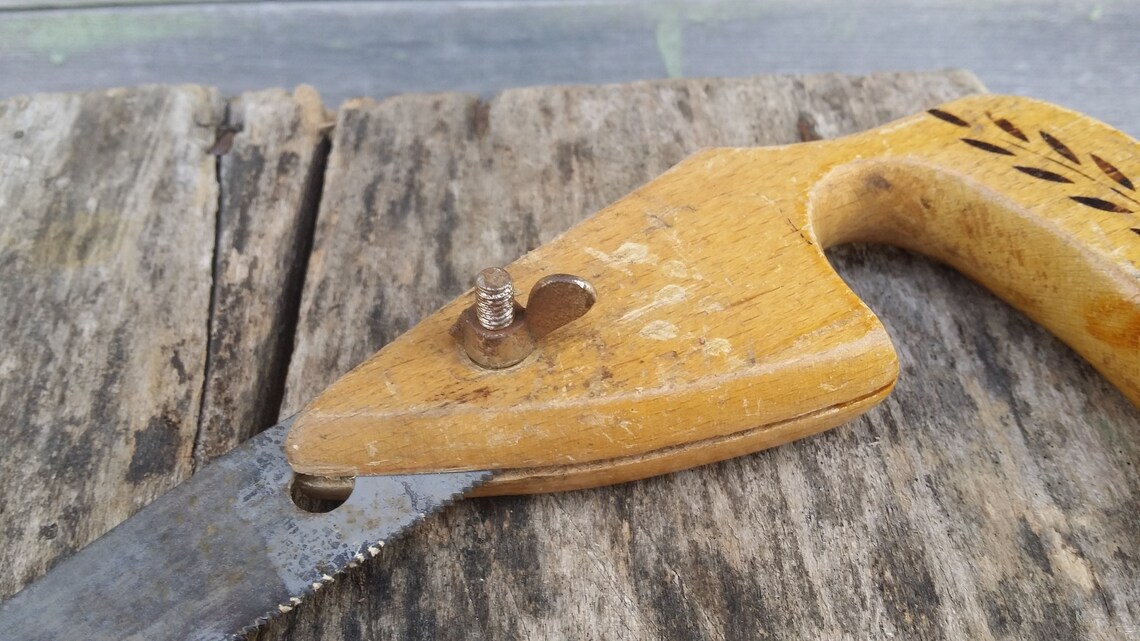 Vintage Saw Rusty Saw Vintage Hand Saw Antique Saw - Etsy
