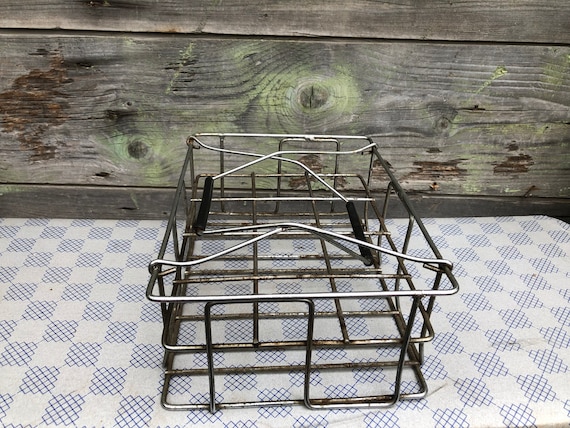 Vintage 12 Bottle Carrier, Rusty Bottle Holder, Bottl… - Gem