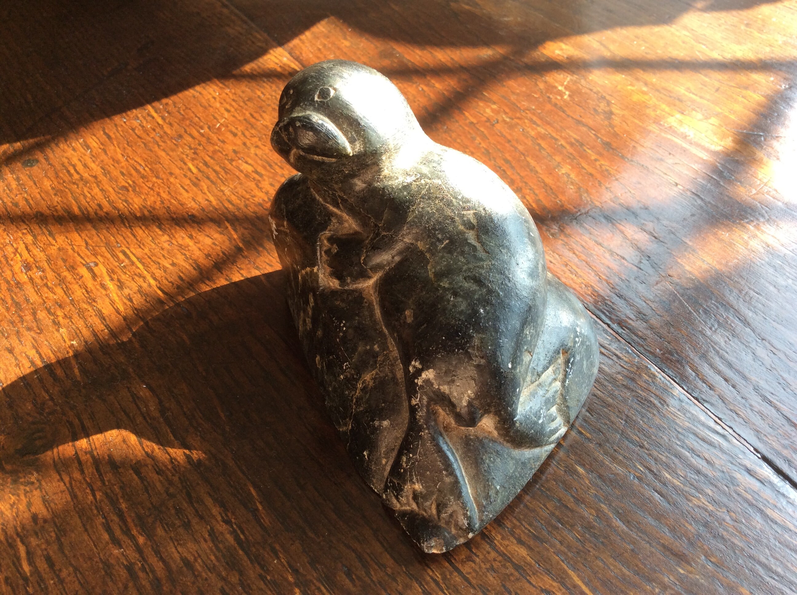 Inuit Stone Carving of Seal Signed by Canadian Artist Thomassie Ken ...