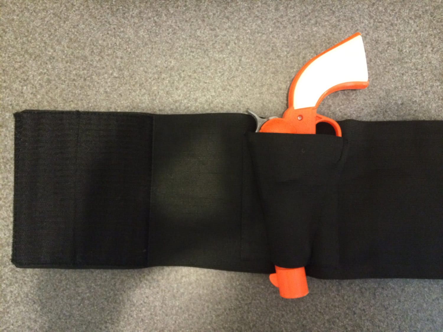 Gun Holster Belly Band Tactical Adjustable Waist Pistol & 2 Mag Pouches ...