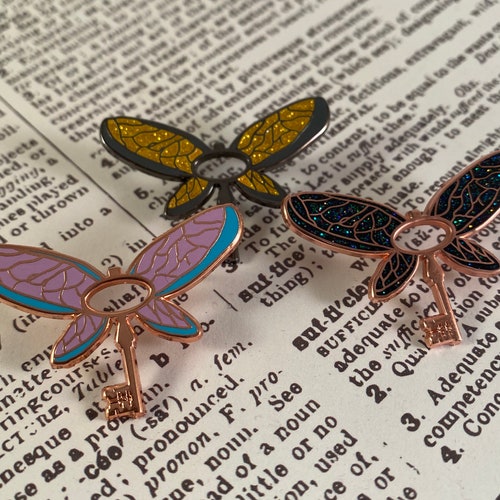 House Magical Flying Key Pin Enamel Pin Potterhead Pin - Etsy