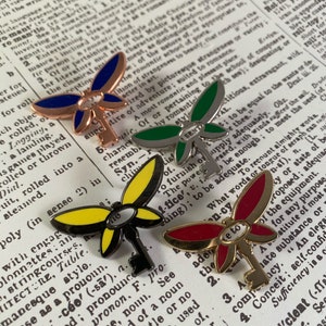 House Magical Flying Key Pin, Enamel Pin, Potterhead Pin, Wizard Pin ...