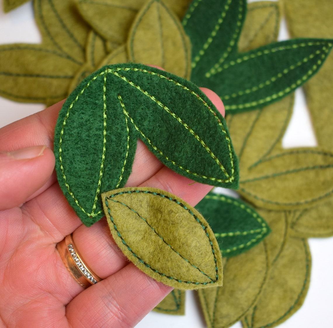 DIGITAL PATTERN, Felt Leaves, 4x4 & 5x7 Hoop, Digital Embroidery File ...