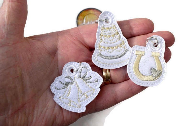 Wedding Embroidered Charms, ITH Designs, 4x4 Zip Pull, Horse Shoe Bag ...
