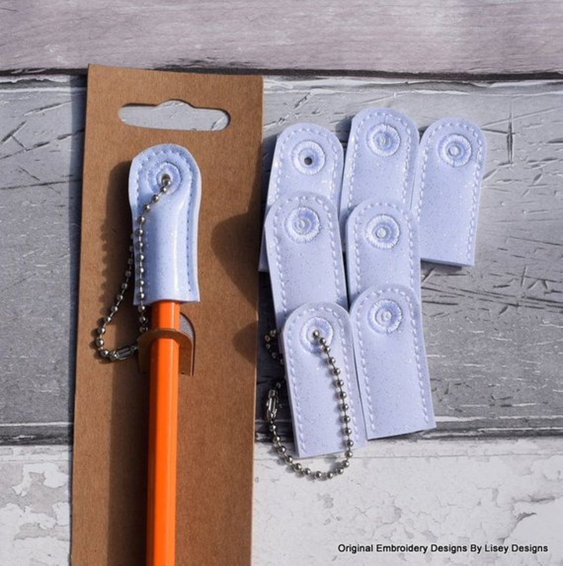 DIGITAL PATTERN, 6 Skull Zip Pull, Bag Charms, Phone Plug, ITH, 4x4 ...