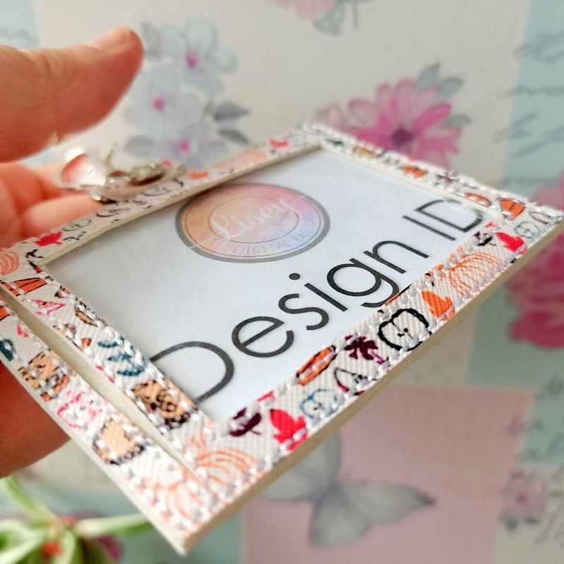 ID Wallet, Centre Hanging, Bus Pass, Work Pass Case, Theme Park, 4x4 ...