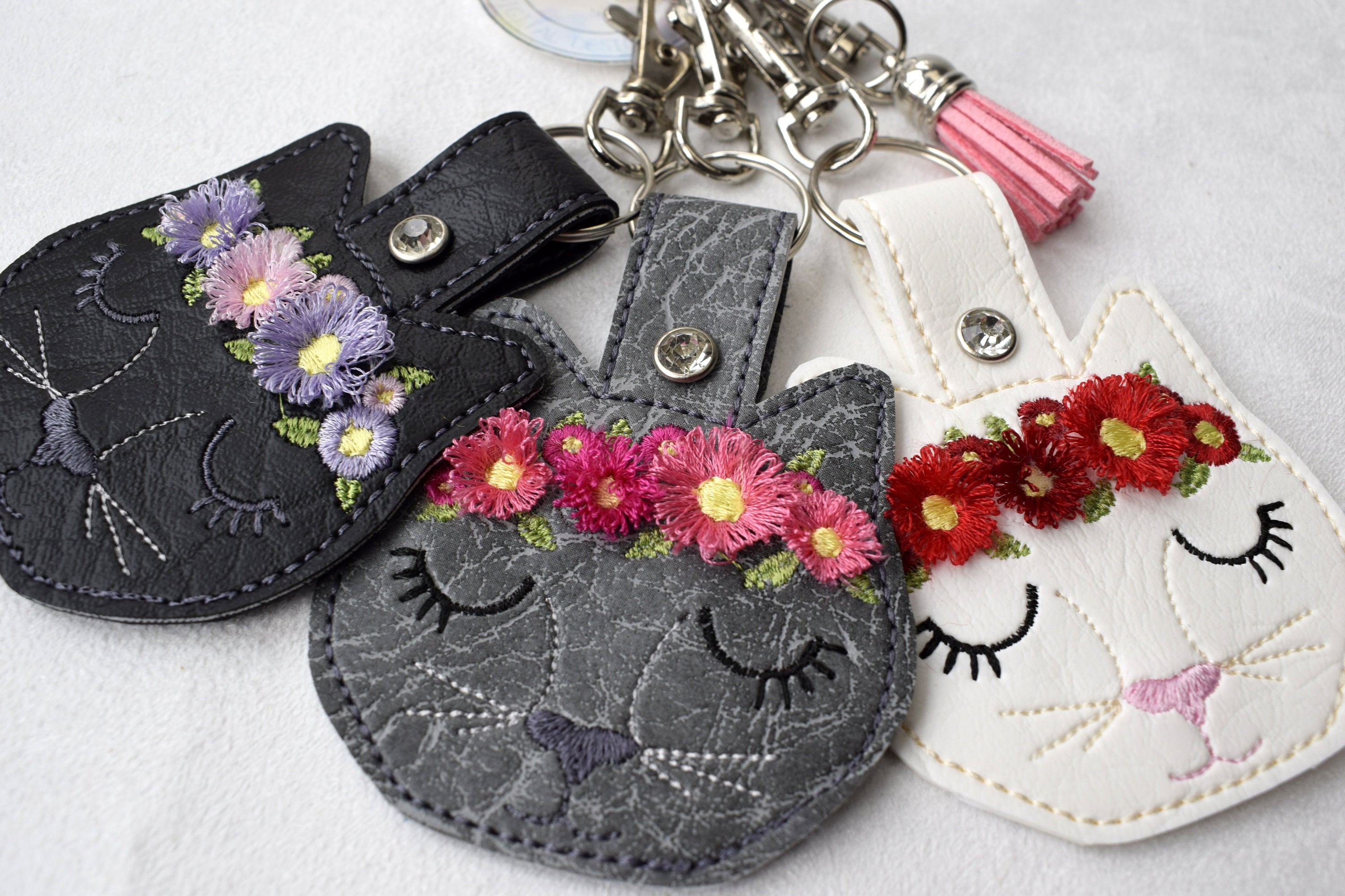 4x4 Cat Key Fob, 3D Fringed Flower, DIGITAL DESIGN, Cat Key Ring ...