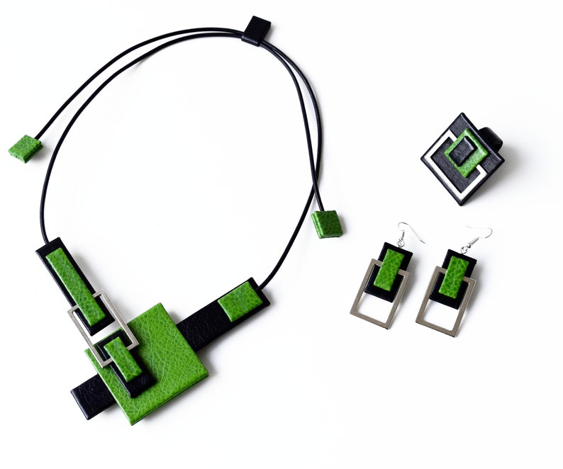 Green and Black Jewelry Set Two Side Necklace Asymmetric - Etsy
